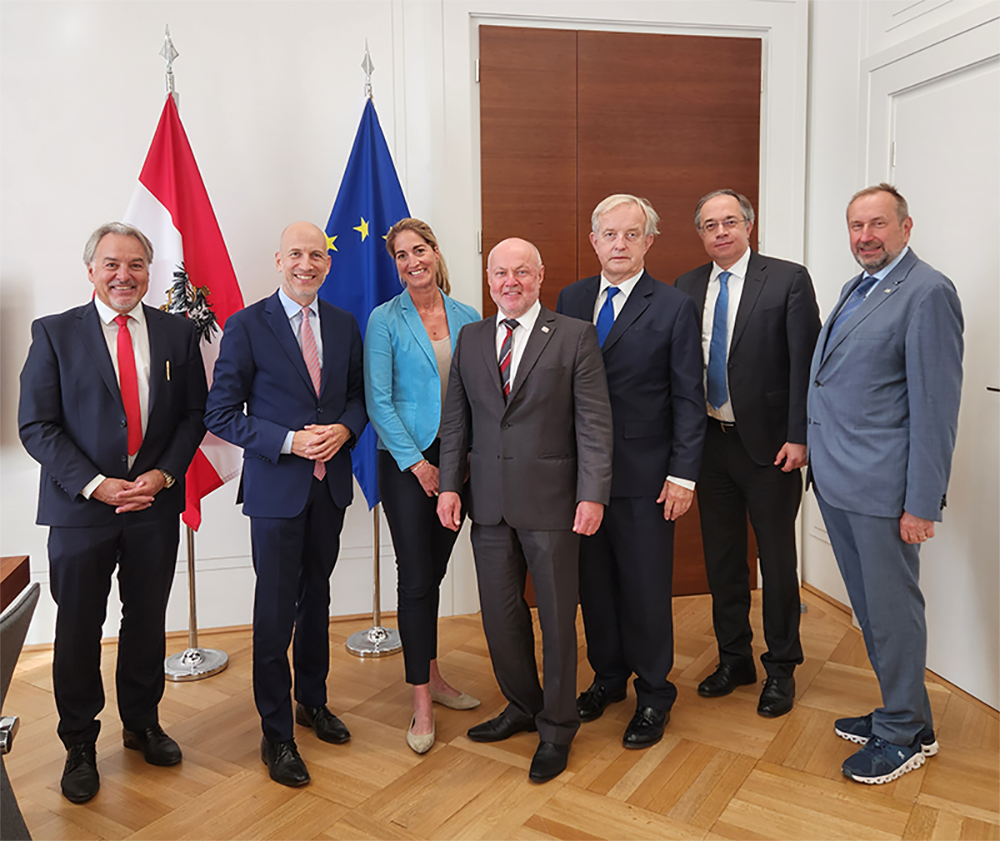 BUKO-Delegation bei Bundesminister Univ.-Prof. Mag. Dr. Martin Kocher ...